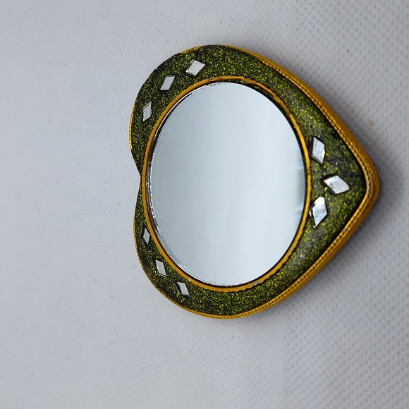 Accessories | Vintage Compact Heart Shaped Mirror | Poshmark
